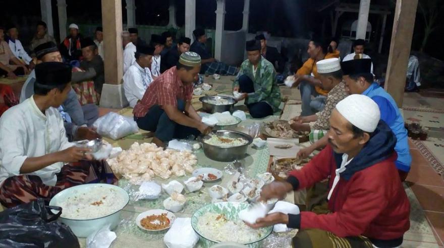 Pembukaan Merti Dusun Jolosutro Dibuka dengan Tahlilan & Pembagian Nasi ...